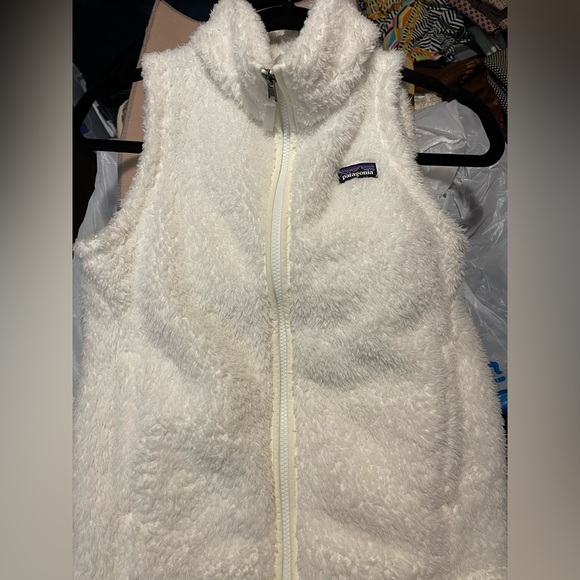 Patagonia | Jackets & Coats | Euc Patagonia Youths Xl Will Fit Wms Xs ...